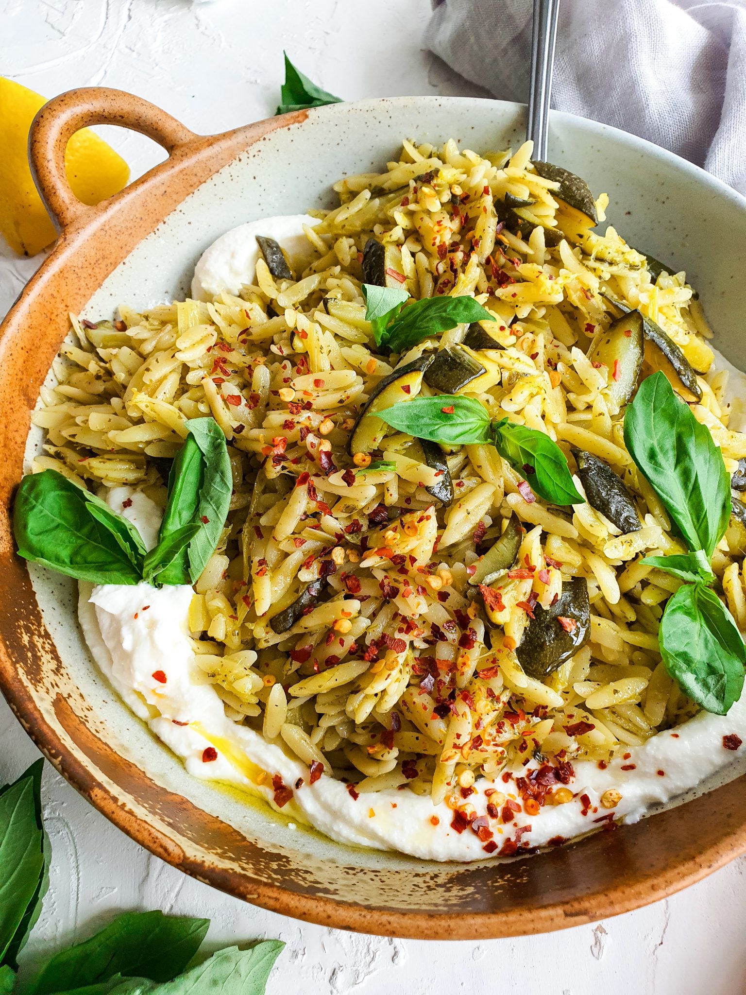 15 Minute Lemon Garlic Basil Courgette Orzo with Whipped Ricotta ...