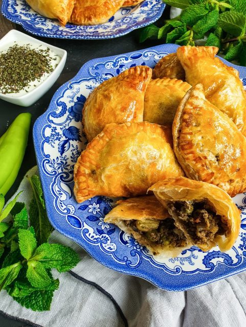 Simple Classic Meat Samosas - PEANUTSWIRLS