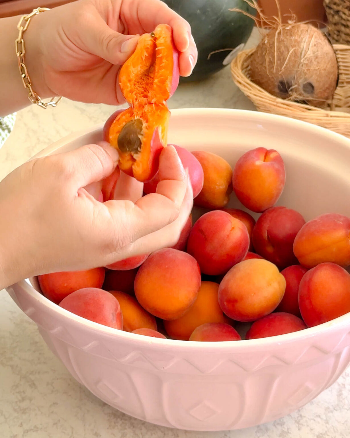 Apricot Jam with Cardamom - PEANUTSWIRLS
